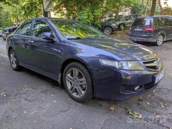 Blue Honda Accord 2008 in Riga, with an engine capacity of 2.00 L and mileage of 360 thousand km for 900 €, photo 3 on AUTOMOTO.COM.LV