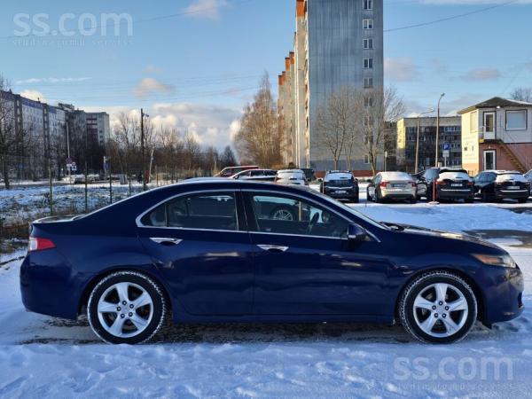 Blue Honda Accord 2009 in Riga, with an engine capacity of 2.00 L and mileage of 183 thousand km for 3800 €, photo 2 on AUTOMOTO.COM.LV