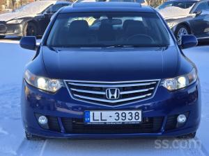 Blue Honda Accord 2009 in Riga, with an engine capacity of 2.00 L and mileage of 183 thousand km for 3800 €, photo 5 on AUTOMOTO.COM.LV