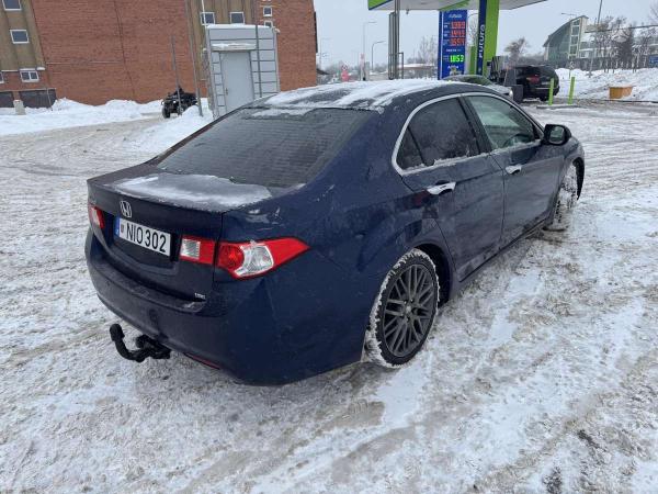 Zils Honda Accord 2009 Kauņa, ar dzinēja tilpumu 2.20 L un nobraukumu 296 tūkst. km par 2900 €, foto 2 vietnē AUTOMOTO.COM.LV
