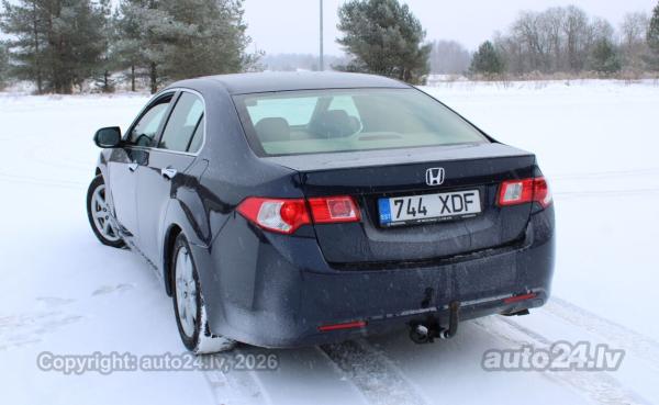 Zils Honda Accord 2009 Rapla, ar dzinēja tilpumu 2.20 L un nobraukumu 287 tūkst. km par 3490 €, foto 5 vietnē AUTOMOTO.COM.LV