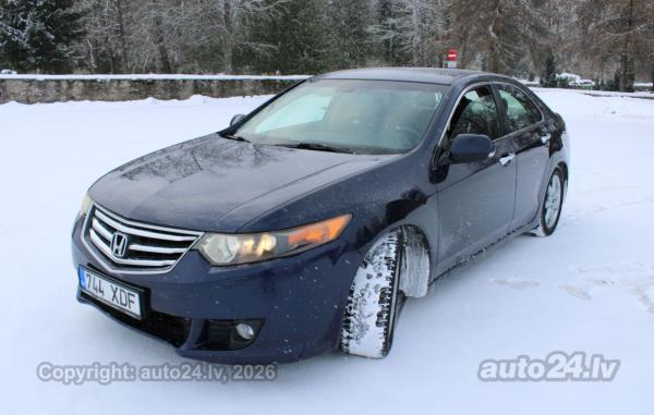 Zils Honda Accord 2009 Rapla, ar dzinēja tilpumu 2.20 L un nobraukumu 287 tūkst. km par 3490 €, foto 8 vietnē AUTOMOTO.COM.LV