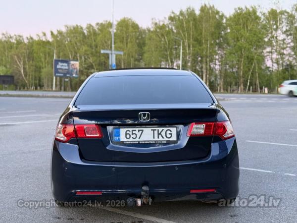 Синий Хонда Аккорд 2009 в Таллин, объемом двигателя 2.20 л и пробегом 315 тыс. км за 3500 €, фото 5 на AUTOMOTO.COM.LV