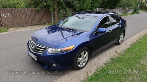 Blue Honda Accord 2009 in Tallinn, with an engine capacity of 2.20 L and mileage of 297 thousand km for 5790 €, photo 6 on AUTOMOTO.COM.LV