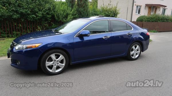 Blue Honda Accord 2009 in Tallinn, with an engine capacity of 2.20 L and mileage of 297 thousand km for 5790 €, photo 8 on AUTOMOTO.COM.LV
