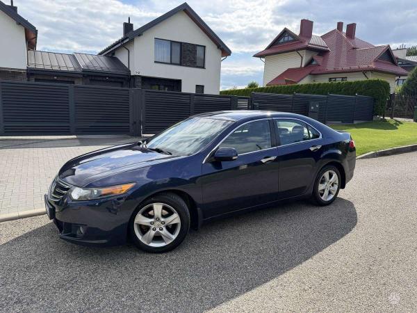 Zils Honda Accord 2009 Viļņa, ar dzinēja tilpumu 2.00 L un nobraukumu 226 tūkst. km par 3450 €, foto 3 vietnē AUTOMOTO.COM.LV