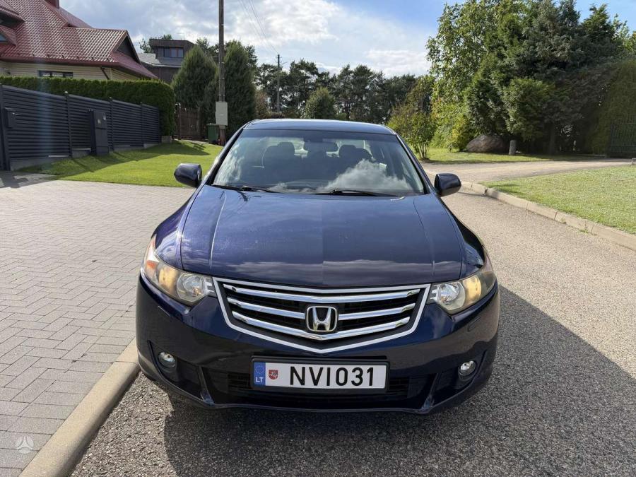 Blue Honda Accord 2009 in Vilnius, with an engine capacity of 2.00 L and mileage of 226 thousand km for 3450 €, photo 4 on AUTOMOTO.COM.LV