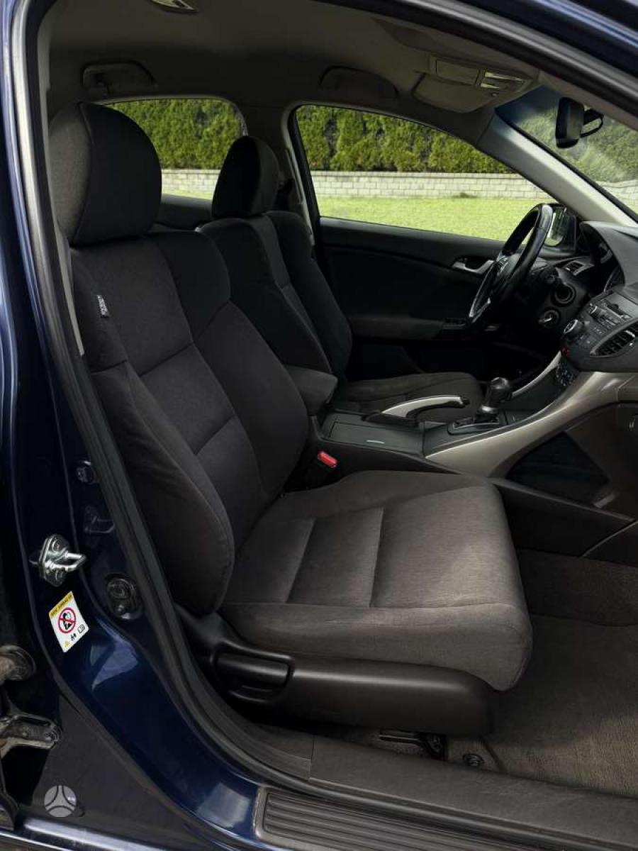 Blue Honda Accord 2009 in Vilnius, with an engine capacity of 2.00 L and mileage of 226 thousand km for 3450 €, photo 22 on AUTOMOTO.COM.LV