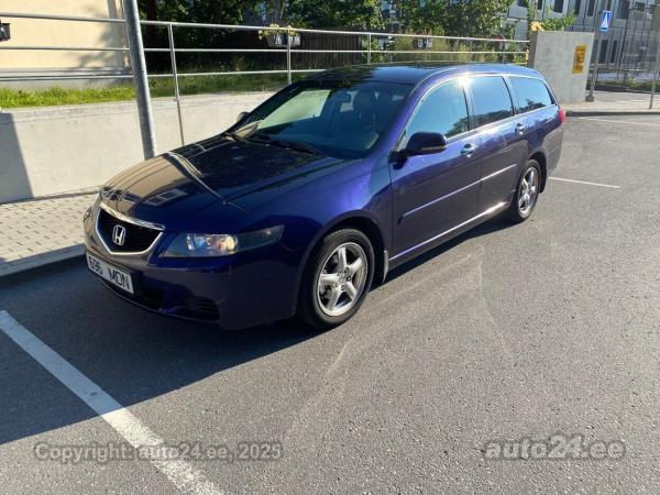 Zils Honda Accord 2003 Tallina, ar dzinēja tilpumu 2.00 L un nobraukumu 180 tūkst. km par 3200 €, foto 1 vietnē AUTOMOTO.COM.LV