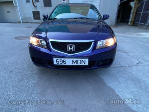 Zils Honda Accord 2003 Tallina, ar dzinēja tilpumu 2.00 L un nobraukumu 180 tūkst. km par 3200 €, foto 3 vietnē AUTOMOTO.COM.LV