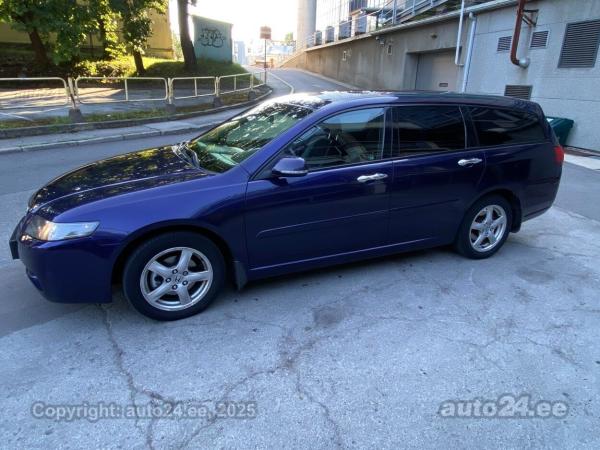 Zils Honda Accord 2003 Tallina, ar dzinēja tilpumu 2.00 L un nobraukumu 180 tūkst. km par 3200 €, foto 9 vietnē AUTOMOTO.COM.LV