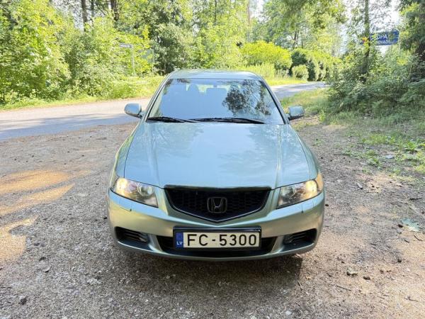 Синий Хонда Аккорд 2004 в Рига, объемом двигателя 2.00 л и пробегом 260 тыс. км за 1750 €, фото 11 на AUTOMOTO.COM.LV