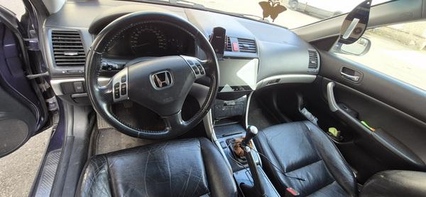 Blue Honda Accord 2005 in Tallinn, with an engine capacity of 2.20 L and mileage of 564 thousand km for 700 €, photo 3 on AUTOMOTO.COM.LV