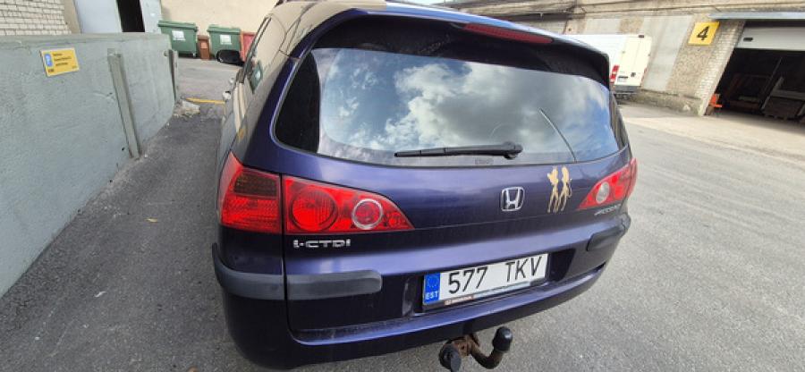 Zils Honda Accord 2005 Tallina, ar dzinēja tilpumu 2.20 L un nobraukumu 564 tūkst. km par 700 €, foto 6 vietnē AUTOMOTO.COM.LV