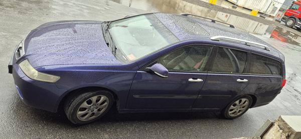 Blue Honda Accord 2005 in Tallinn, with an engine capacity of 2.20 L and mileage of 564 thousand km for 700 €, photo 8 on AUTOMOTO.COM.LV