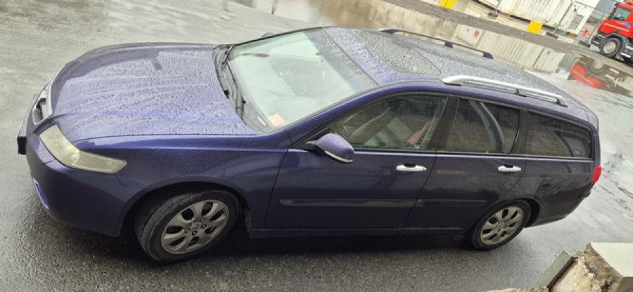Zils Honda Accord 2005 Tallina, ar dzinēja tilpumu 2.20 L un nobraukumu 564 tūkst. km par 700 €, foto 9 vietnē AUTOMOTO.COM.LV