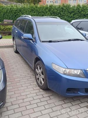 Blue Honda Accord 2005 in Riga, with an engine capacity of 2.20 L and mileage of 320 thousand km for 1000 €, photo 4 on AUTOMOTO.COM.LV