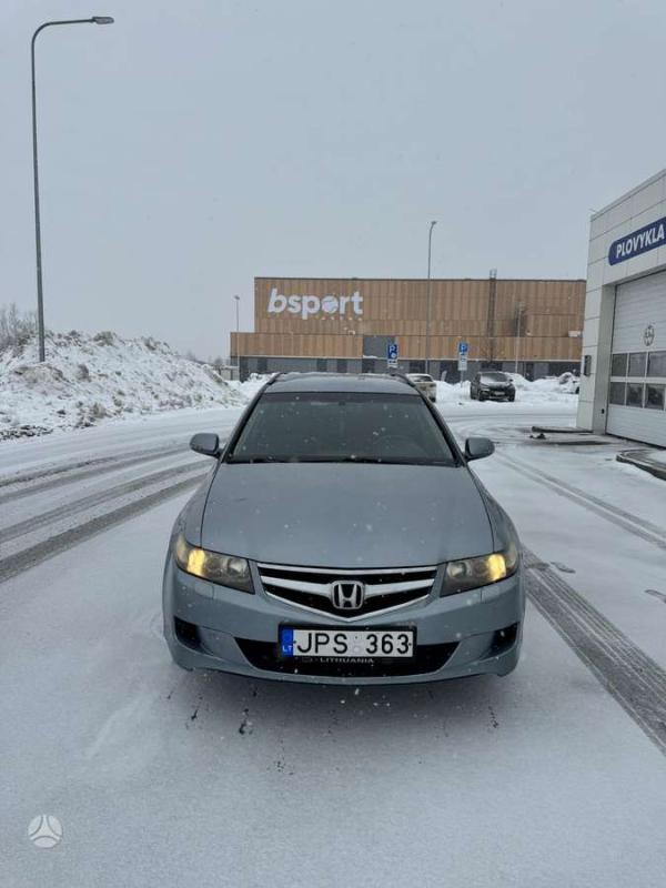 Zils Honda Accord 2006 Klaipėda, ar dzinēja tilpumu 2.20 L un nobraukumu 320 tūkst. km par 950 €, foto 2 vietnē AUTOMOTO.COM.LV
