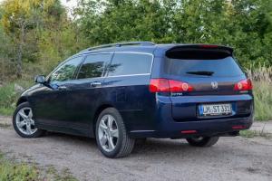 Blue Honda Accord 2006 in Grobiņa, with an engine capacity of 2.20 L and mileage of 230 thousand km for 3000 €, photo 9 on AUTOMOTO.COM.LV