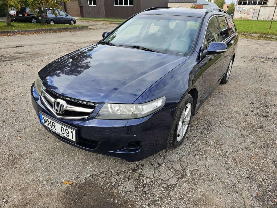 Zils Honda Accord 2006 Telšiai, ar dzinēja tilpumu 2.20 L un nobraukumu 386 tūkst. km par 1070 €, foto 4 vietnē AUTOMOTO.COM.LV
