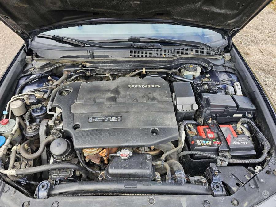 Zils Honda Accord 2006 Telšiai, ar dzinēja tilpumu 2.20 L un nobraukumu 386 tūkst. km par 1070 €, foto 8 vietnē AUTOMOTO.COM.LV