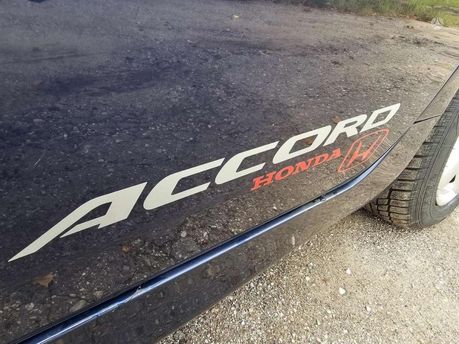 Zils Honda Accord 2006 Telšiai, ar dzinēja tilpumu 2.20 L un nobraukumu 386 tūkst. km par 1070 €, foto 9 vietnē AUTOMOTO.COM.LV