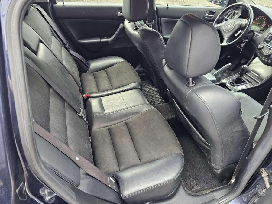 Zils Honda Accord 2006 Telšiai, ar dzinēja tilpumu 2.20 L un nobraukumu 386 tūkst. km par 1070 €, foto 15 vietnē AUTOMOTO.COM.LV
