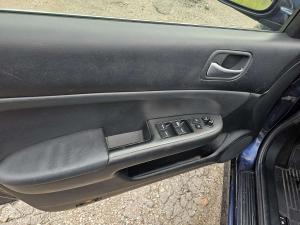 Zils Honda Accord 2006 Telšiai, ar dzinēja tilpumu 2.20 L un nobraukumu 386 tūkst. km par 1070 €, foto 17 vietnē AUTOMOTO.COM.LV