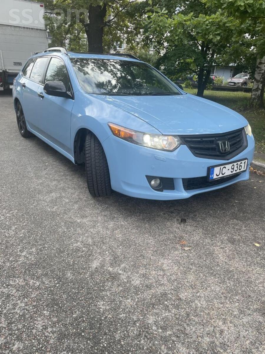Blue Honda Accord 2008 in Riga, with an engine capacity of 2.20 L and mileage of 350 thousand km for 4000 €, photo 6 on AUTOMOTO.COM.LV