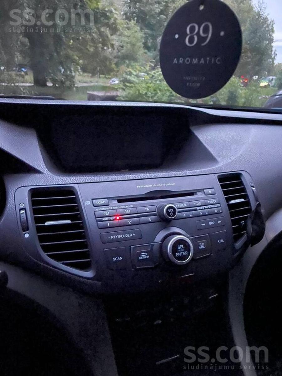 Zils Honda Accord 2008 Rīga, ar dzinēja tilpumu 2.20 L un nobraukumu 350 tūkst. km par 4000 €, foto 5 vietnē AUTOMOTO.COM.LV