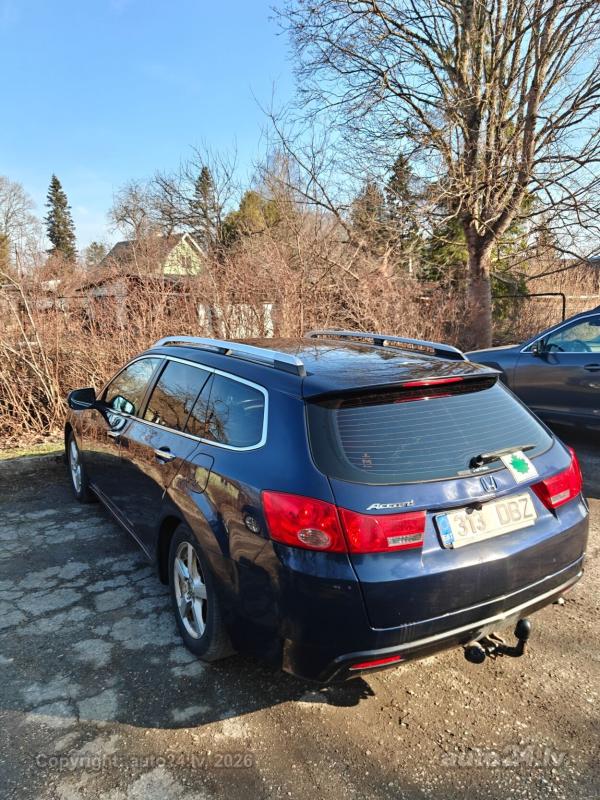 Zils Honda Accord 2009 Rapla, ar dzinēja tilpumu 2.20 L un nobraukumu 288 tūkst. km par 3400 €, foto 7 vietnē AUTOMOTO.COM.LV