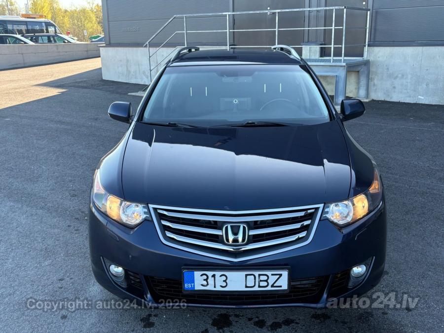 Blue Honda Accord 2009 in Rapla, with an engine capacity of 2.20 L and mileage of 289 thousand km for 3000 €, photo 8 on AUTOMOTO.COM.LV