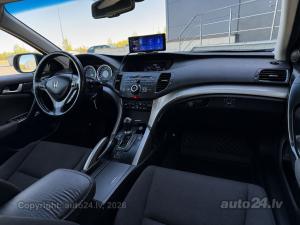 Blue Honda Accord 2009 in Rapla, with an engine capacity of 2.20 L and mileage of 289 thousand km for 3000 €, photo 12 on AUTOMOTO.COM.LV