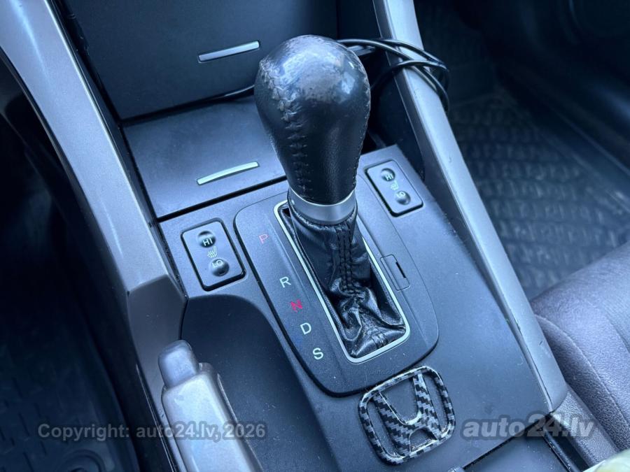 Blue Honda Accord 2009 in Rapla, with an engine capacity of 2.20 L and mileage of 289 thousand km for 3000 €, photo 16 on AUTOMOTO.COM.LV