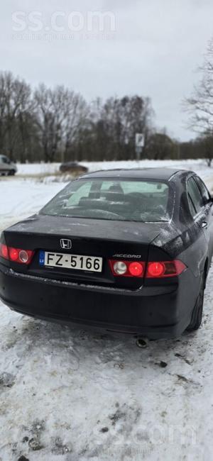 Brūns Honda Accord 2006 Rīga, ar dzinēja tilpumu 2.00 L un nobraukumu 184 tūkst. km par 3650 €, foto 3 vietnē AUTOMOTO.COM.LV