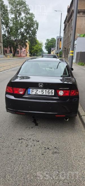 Brūns Honda Accord 2006 Rīga, ar dzinēja tilpumu 2.00 L un nobraukumu 186 tūkst. km par 3650 €, foto 3 vietnē AUTOMOTO.COM.LV