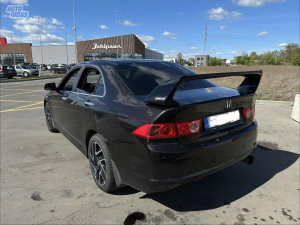 Brown Honda Accord 2007 in Kaunas, with an engine capacity of 2.00 L and mileage of 219 thousand km for 3699 €, photo 7 on AUTOMOTO.COM.LV
