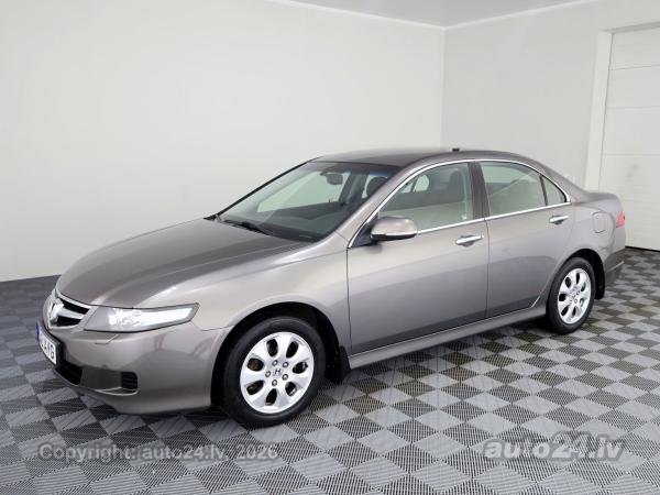 Brown Honda Accord 2007 in Tallinn, with an engine capacity of 2.00 L and mileage of 110 thousand km for 3499 €, photo 3 on AUTOMOTO.COM.LV