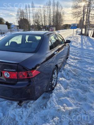 Brūns Honda Accord 2008 Rīga, ar dzinēja tilpumu 2.40 L un nobraukumu 195 tūkst. km par 3300 €, foto 7 vietnē AUTOMOTO.COM.LV
