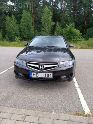 Brown Honda Accord 2008 in Riga, with an engine capacity of 2.00 L and mileage of 210 thousand km for 2600 €, photo  on AUTOMOTO.COM.LV
