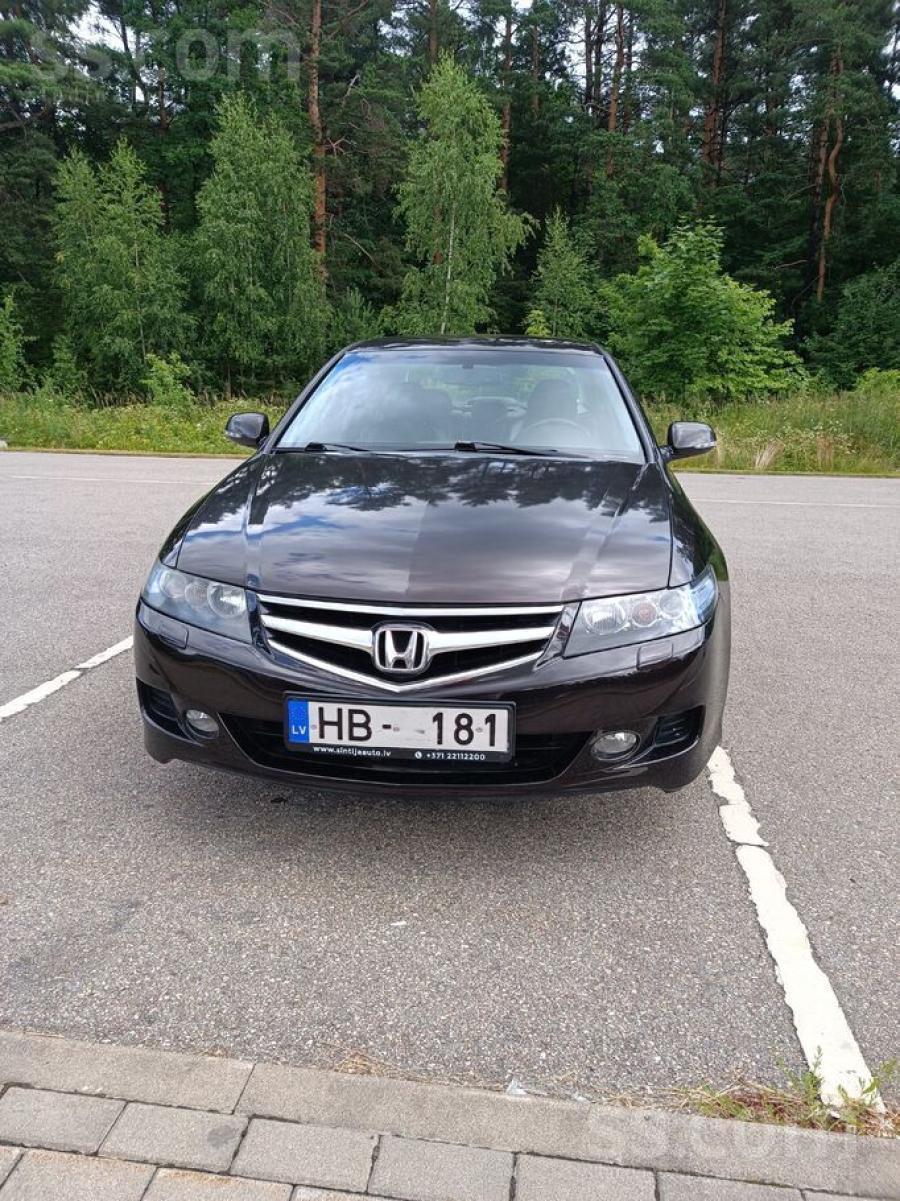 Brūns Honda Accord 2008 Rīga, ar dzinēja tilpumu 2.00 L un nobraukumu 210 tūkst. km par 2600 €, foto 1 vietnē AUTOMOTO.COM.LV