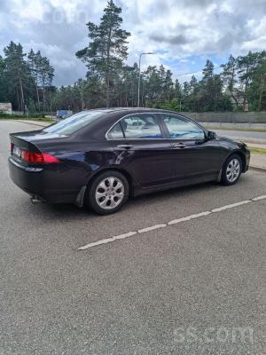 Brūns Honda Accord 2008 Rīga, ar dzinēja tilpumu 2.00 L un nobraukumu 210 tūkst. km par 2600 €, foto 9 vietnē AUTOMOTO.COM.LV