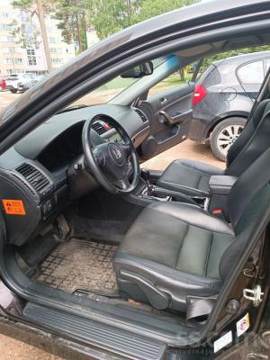 Brūns Honda Accord 2008 Rīga, ar dzinēja tilpumu 2.00 L un nobraukumu 210 tūkst. km par 2600 €, foto 10 vietnē AUTOMOTO.COM.LV