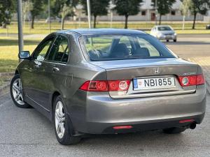 Коричневый Хонда Аккорд 2008 в Вильнюс, объемом двигателя 2.00 л и пробегом 185 тыс. км за 1850 €, фото 6 на AUTOMOTO.COM.LV