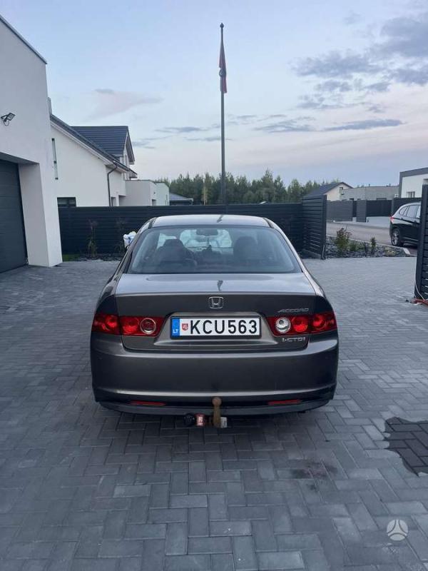 Honda Accord 2008 Kauņa vietnē Brūns Honda Accord 2008 Kauņa, ar dzinēja tilpumu 2.20 L un nobraukumu 457 tūkst. km par 850 €, foto 6 vietnē AUTOMOTO.COM.LV