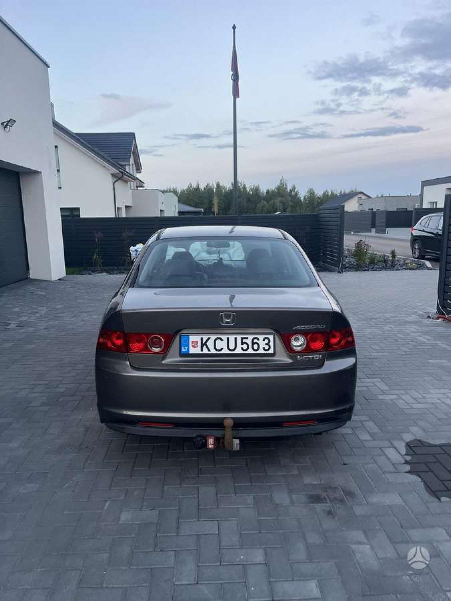 Brūns Honda Accord 2008 Kauņa, ar dzinēja tilpumu 2.20 L un nobraukumu 457 tūkst. km par 850 €, foto 6 vietnē AUTOMOTO.COM.LV