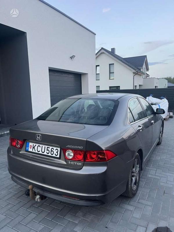 Honda Accord 2008 Kauņa vietnē Brūns Honda Accord 2008 Kauņa, ar dzinēja tilpumu 2.20 L un nobraukumu 457 tūkst. km par 850 €, foto 7 vietnē AUTOMOTO.COM.LV