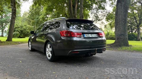 Brūns Honda Accord 2009 Ogre, ar dzinēja tilpumu 2.20 L un nobraukumu 322 tūkst. km par 2700 €, foto 2 vietnē AUTOMOTO.COM.LV
