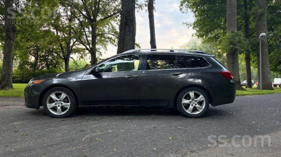 Brūns Honda Accord 2009 Ogre, ar dzinēja tilpumu 2.20 L un nobraukumu 322 tūkst. km par 2700 €, foto 4 vietnē AUTOMOTO.COM.LV