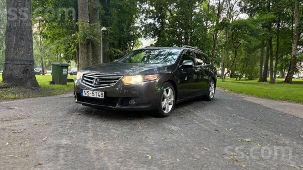 Brūns Honda Accord 2009 Ogre, ar dzinēja tilpumu 2.20 L un nobraukumu 322 tūkst. km par 2700 €, foto 4 vietnē AUTOMOTO.COM.LV